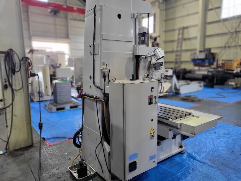 NCフライス盤山崎技研YZ-550NCR｜中古工作機械の販売、買取ならエイケイテクノス