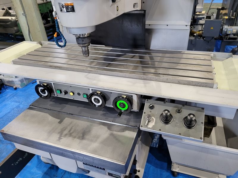 NCフライス盤山崎技研YZ-550NCR｜中古工作機械の販売、買取ならエイケイテクノス